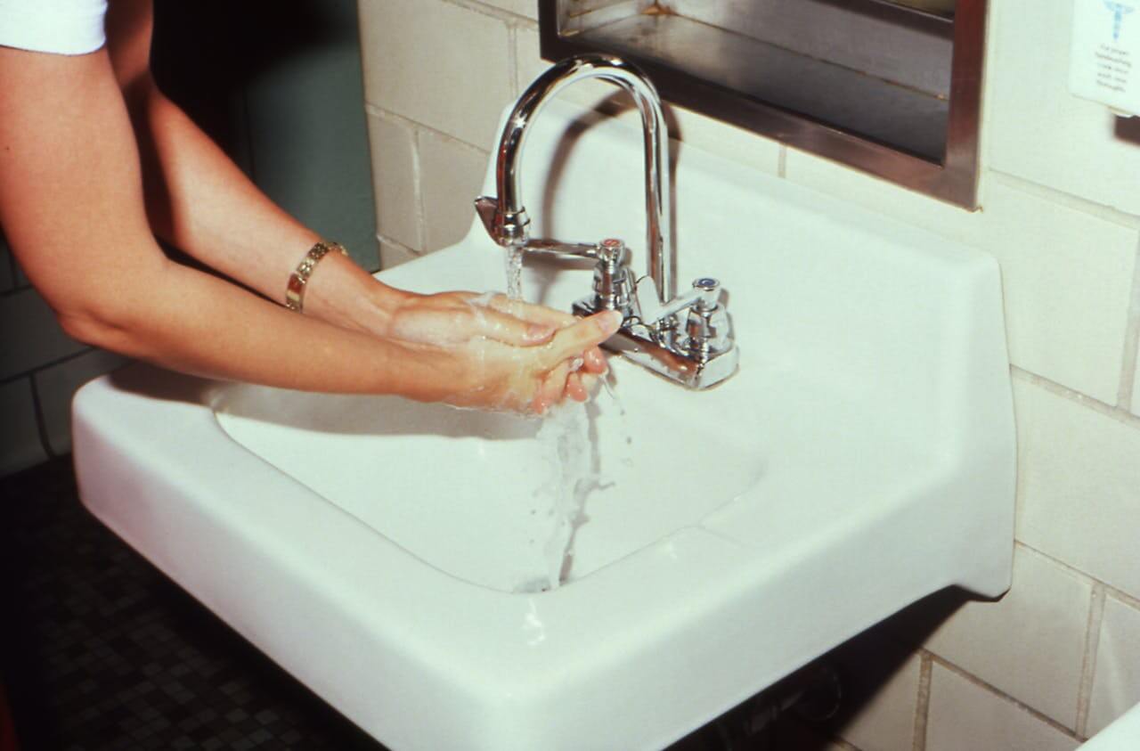 What Is a Centerset Faucet? | Specifications & Advantages